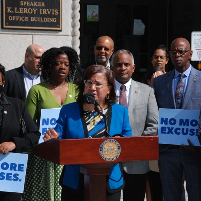 Lawmakers remember trailblazing Black speaker with ‘K. Leroy Irvis Day ...